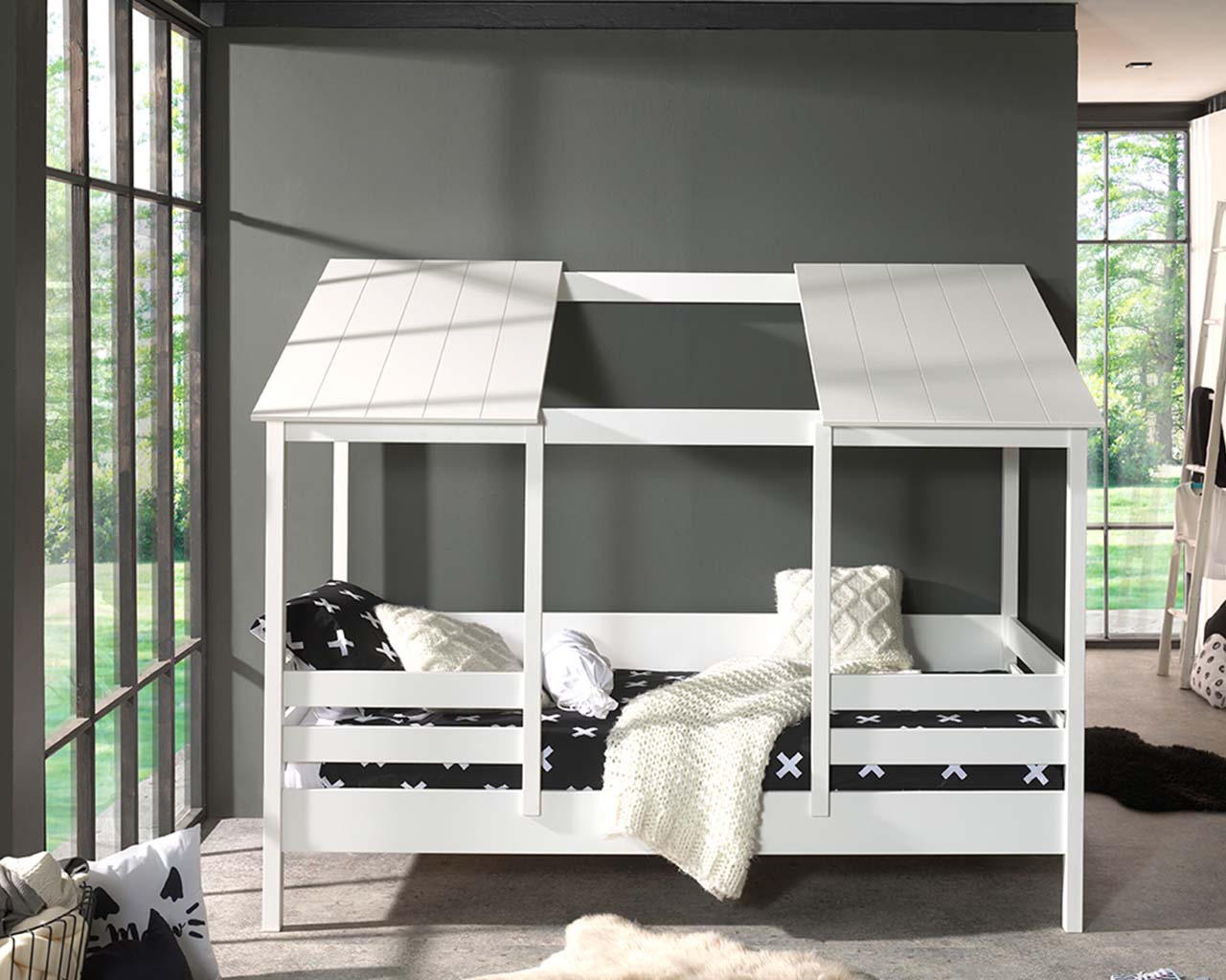 Lodge House Bed - Room To Grow